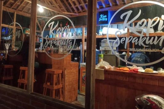 Mengenal Kopi Sepakung Mbah Bedjo dari Lereng Gunung Telomoyo | Radio Idola Semarang