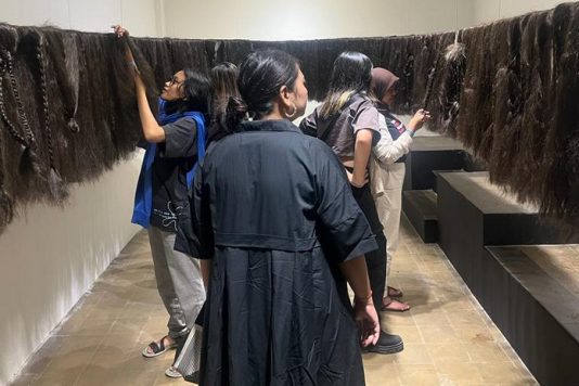 Mengenal Audya Amalia, Perupa Muda asal Bandung | Radio Idola Semarang