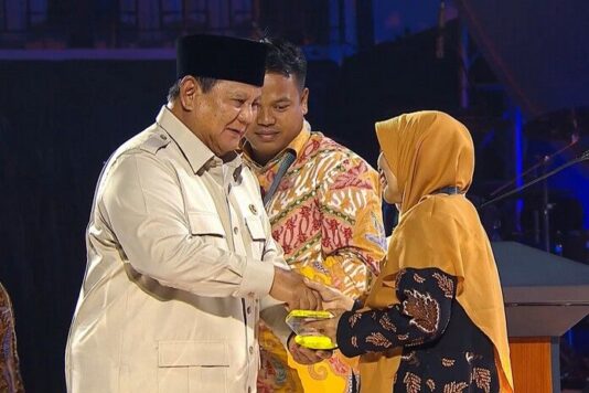 Sosok Umi Salamah yang Dedikasikan Rumah untuk Pendidikan, Tersentuh ...